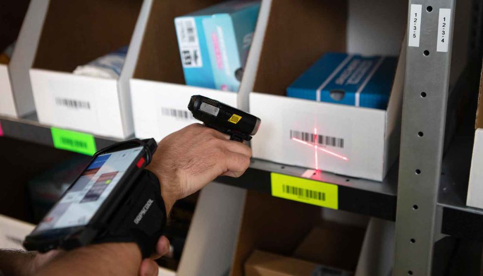 Pick-to-Color vs Pick-to-Light Order Picking: Operational Warehouse ...